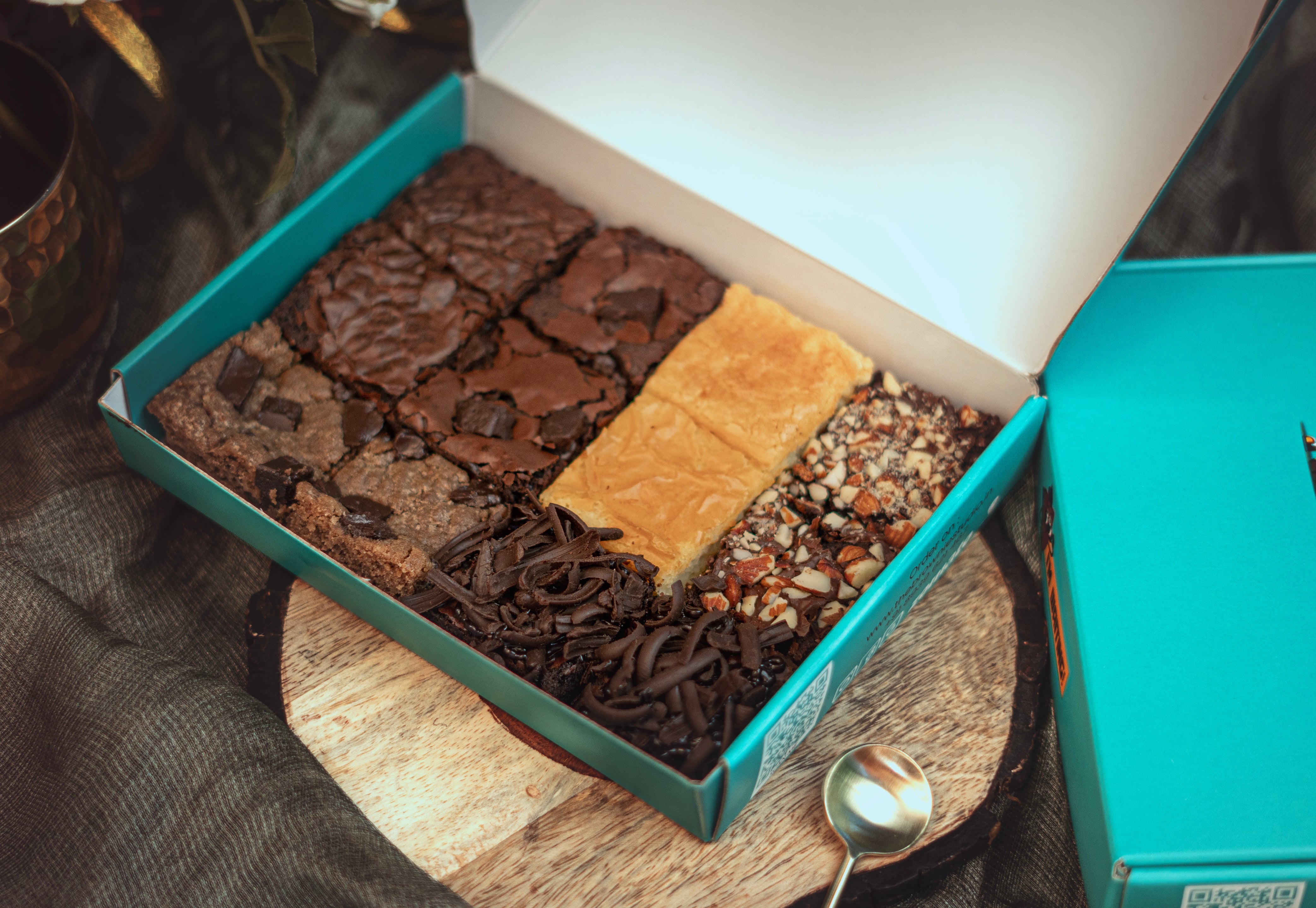 Brownie Box – THE BROWNIE STUDIO