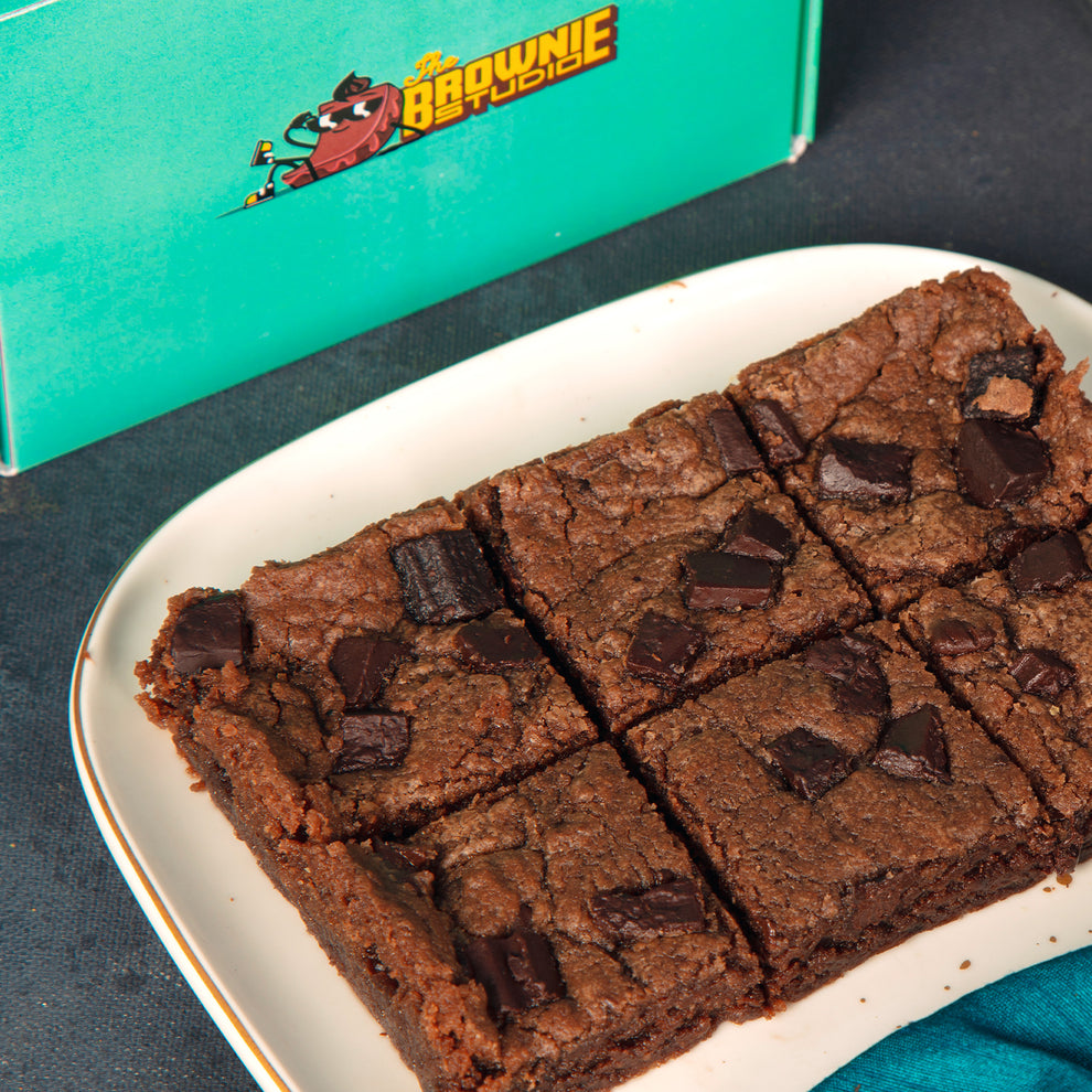 Underbaked Brownie Box – THE BROWNIE STUDIO