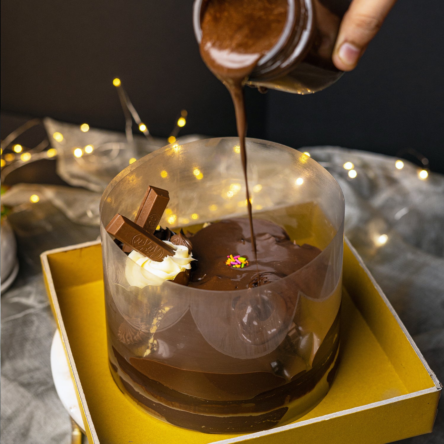 Pull Me Up Cake – THE BROWNIE STUDIO